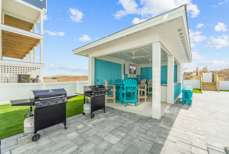 Hatteras Holiday - #1093 | Surf or Sound