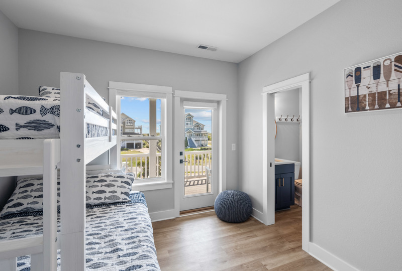 Shell of a Good Time - #1058 | Surf or Sound